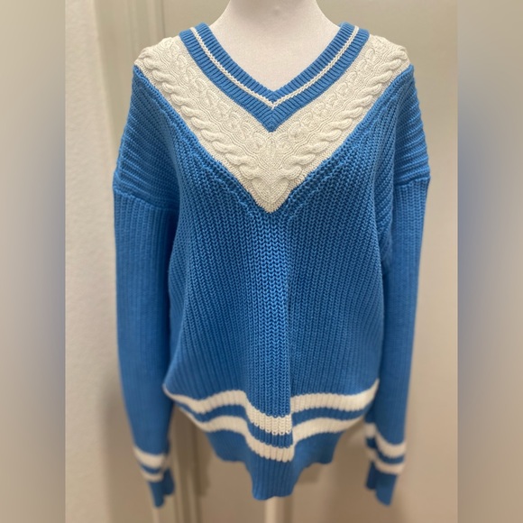 Hunt Club | Sweaters | Vtg Preppy Hunt Club Blue White Striped Knitted ...